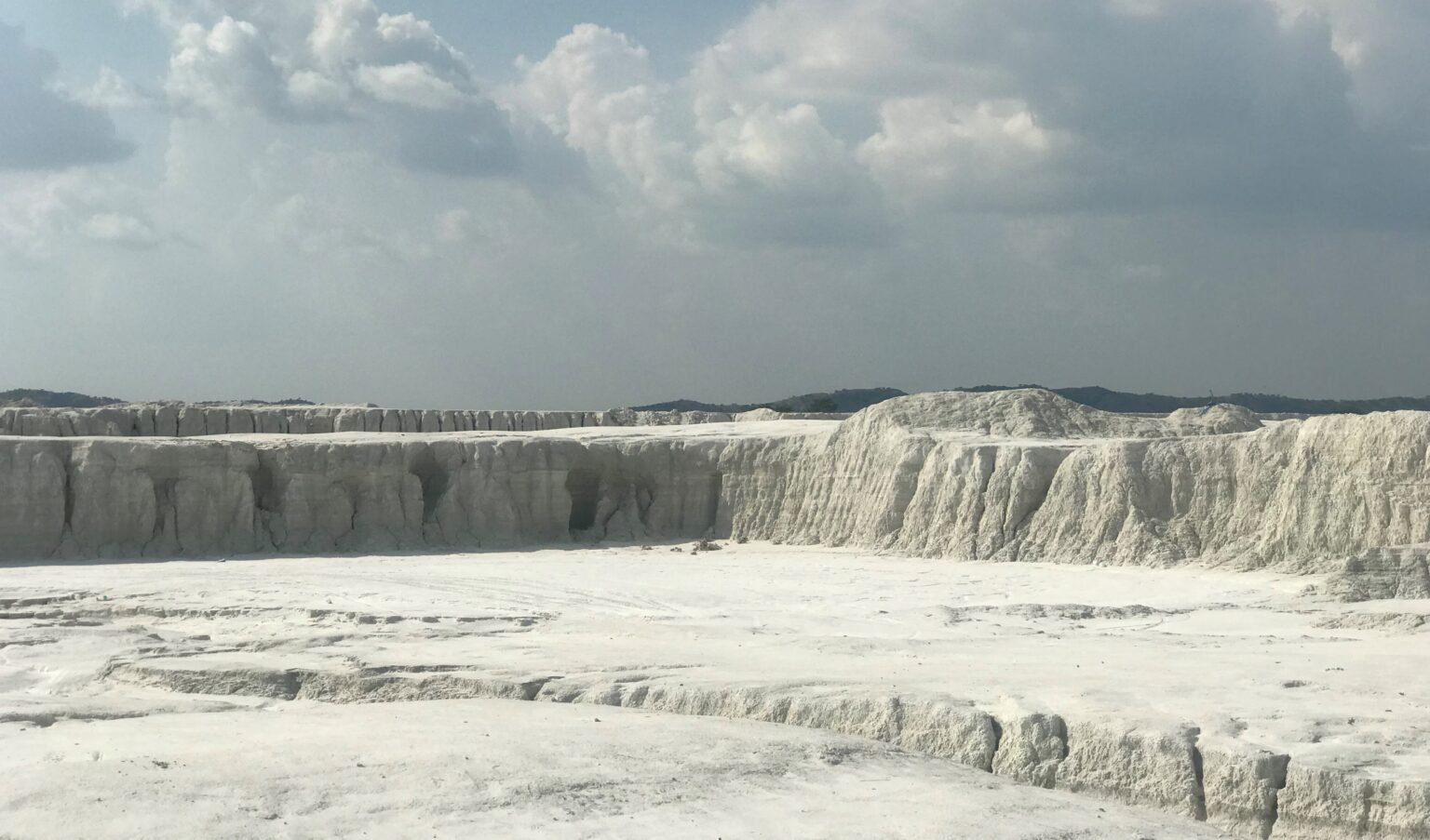 Kishangarh's Moonland - The snowy dumping yard in Rajasthan ...
